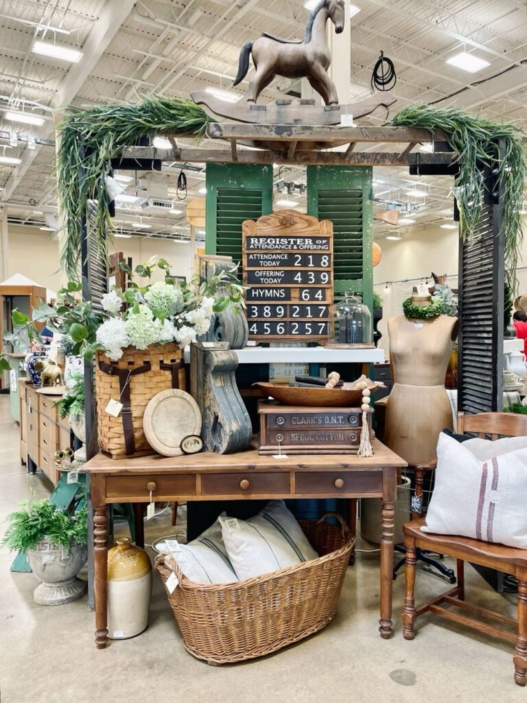 Booth Examples - VA Vintage